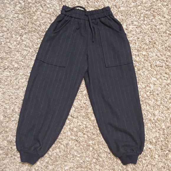 Zara | Bottoms | 67 Zara Pinstripe Jogging Pants By Zara Kids Size6 ...